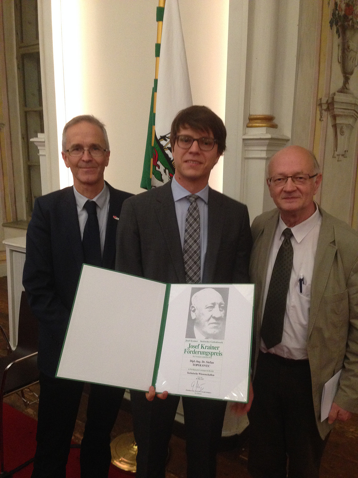 Josef Krainer Preis für Stefan Topolovec - Institut für Physik